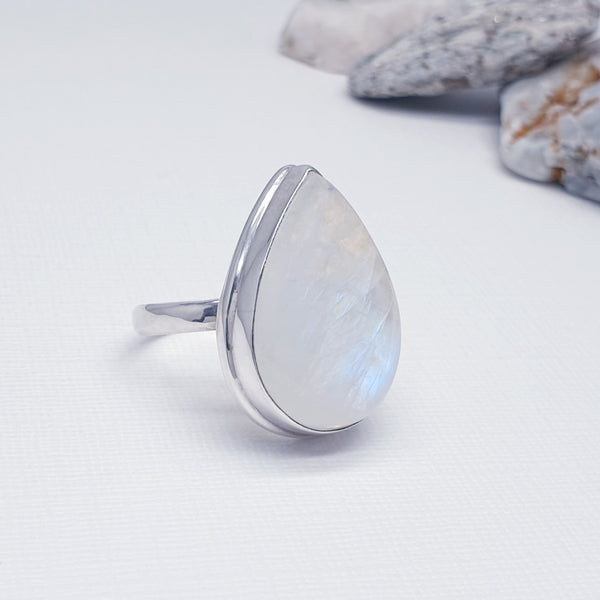 Moonstone Sterling Silver Teardrop Solitaire Ring - Size M – Silver Scene