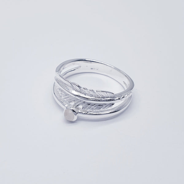 Moonstone Sterling Silver Feather Ring – Silver Scene